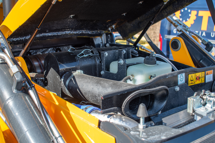 Totul despre modelul de buldoexcavator nou Cukurova 888