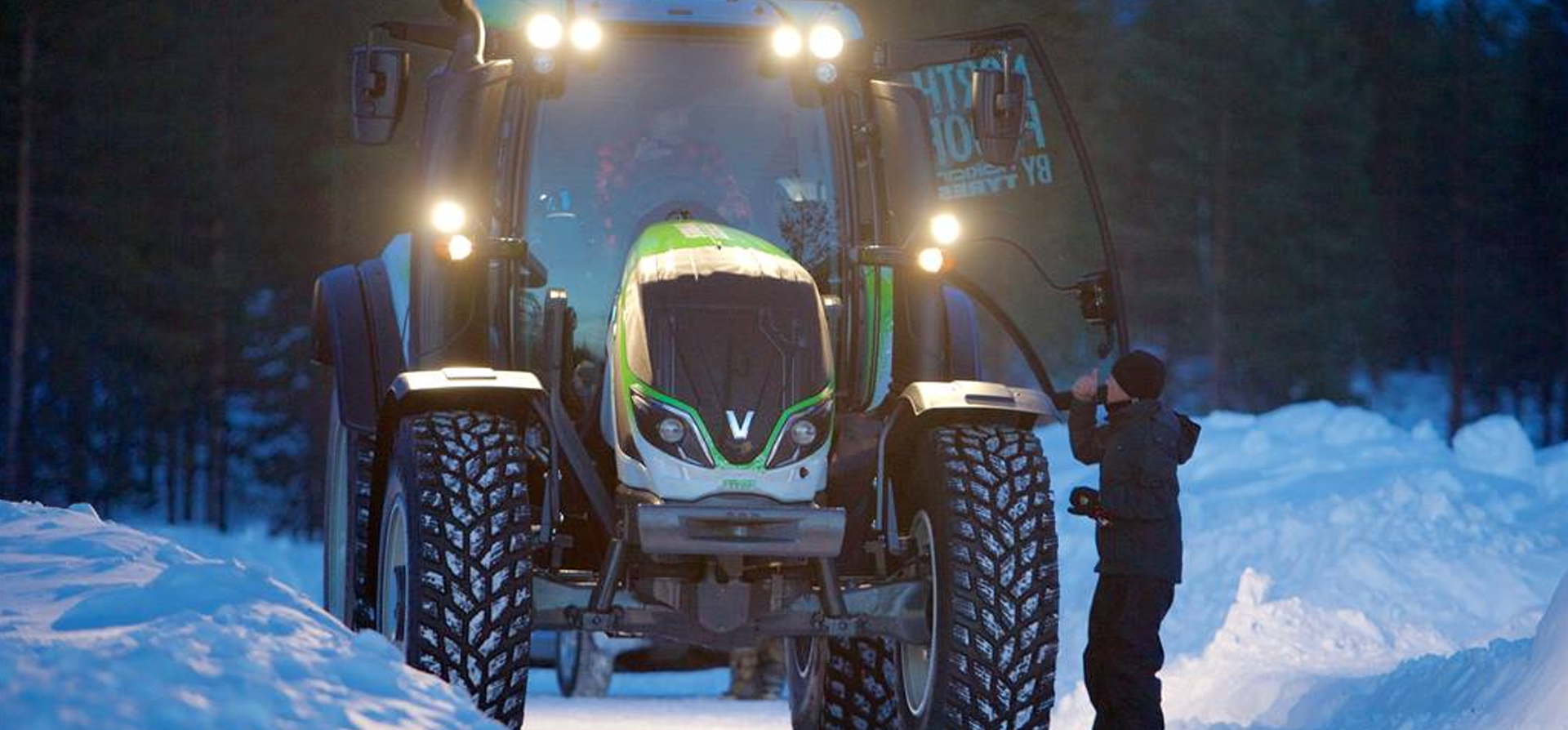 The fastest tractor in the world - world record