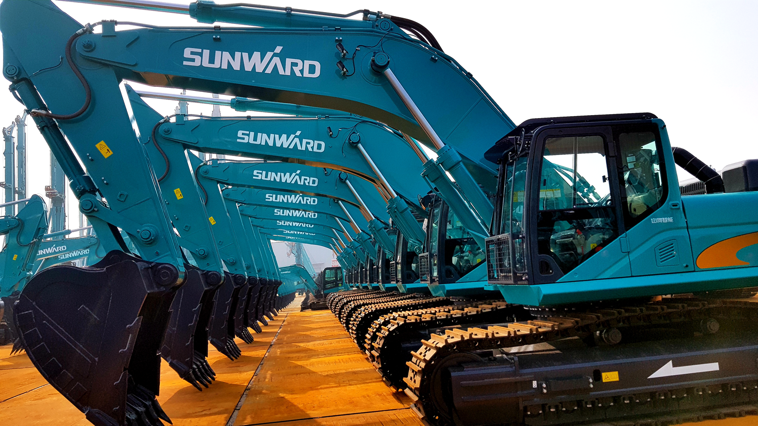 UTILBEN a vizitat fabricile de utilaje SUNWARD