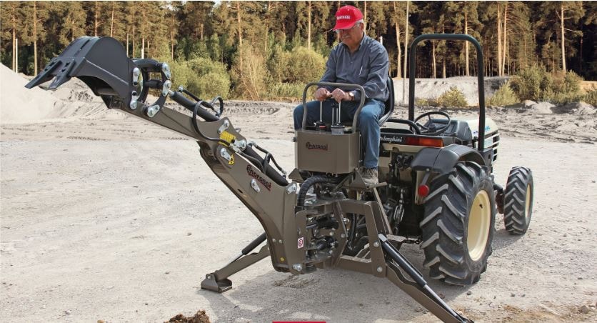 Brat Excavator pentru tractor